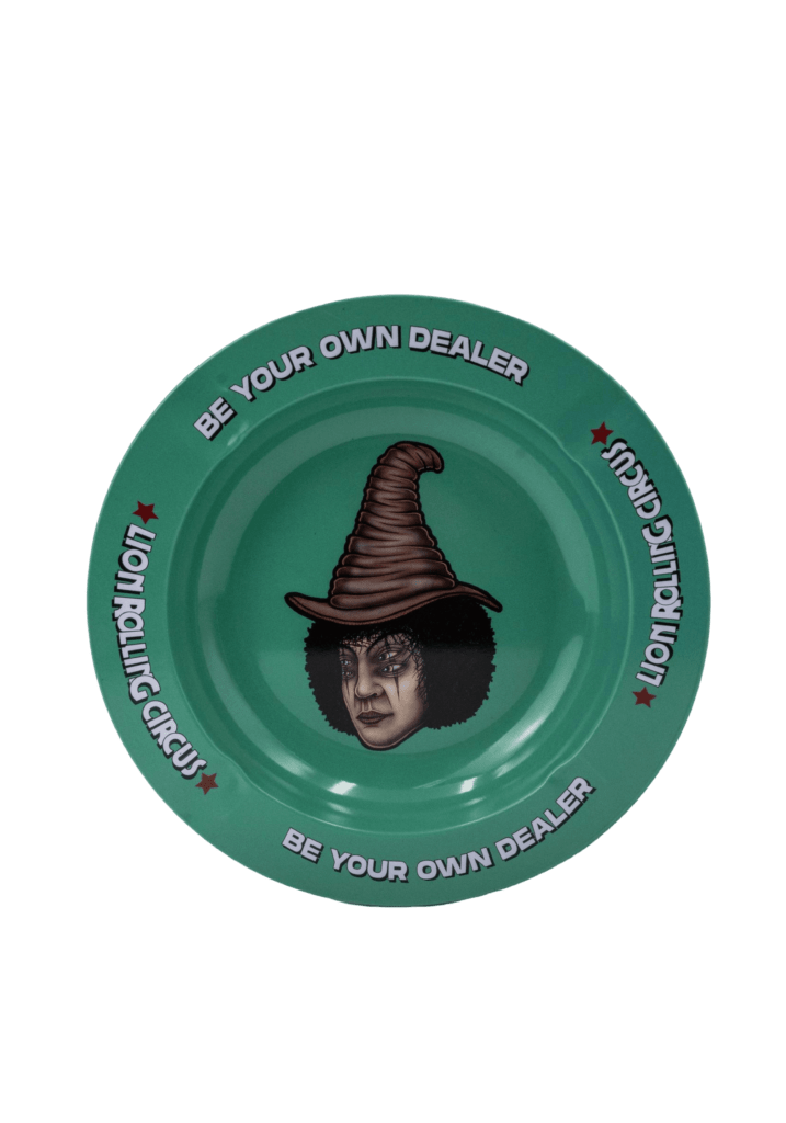 Cinzeiro Ruby - Lion Rolling Circus